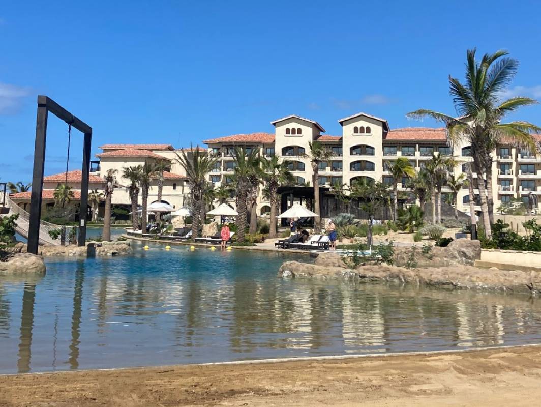 Reciben 4 resorts de Grupo Solmar certificaciones 5 estrellas en Los ...