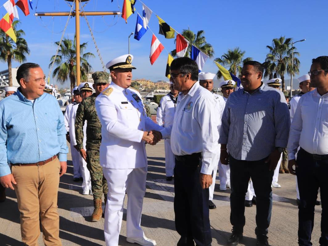 Conmemoran el 201º aniversario de la Armada de México en el Sector ...